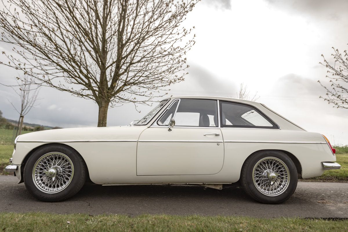 These Restomodded Classic Cars Can Match Modern Sports Cars