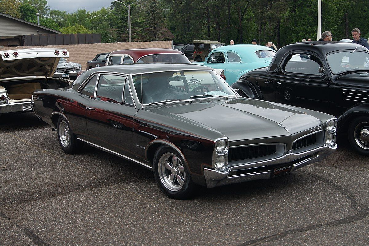 9 '60s Muscle Cars We Stay Away From