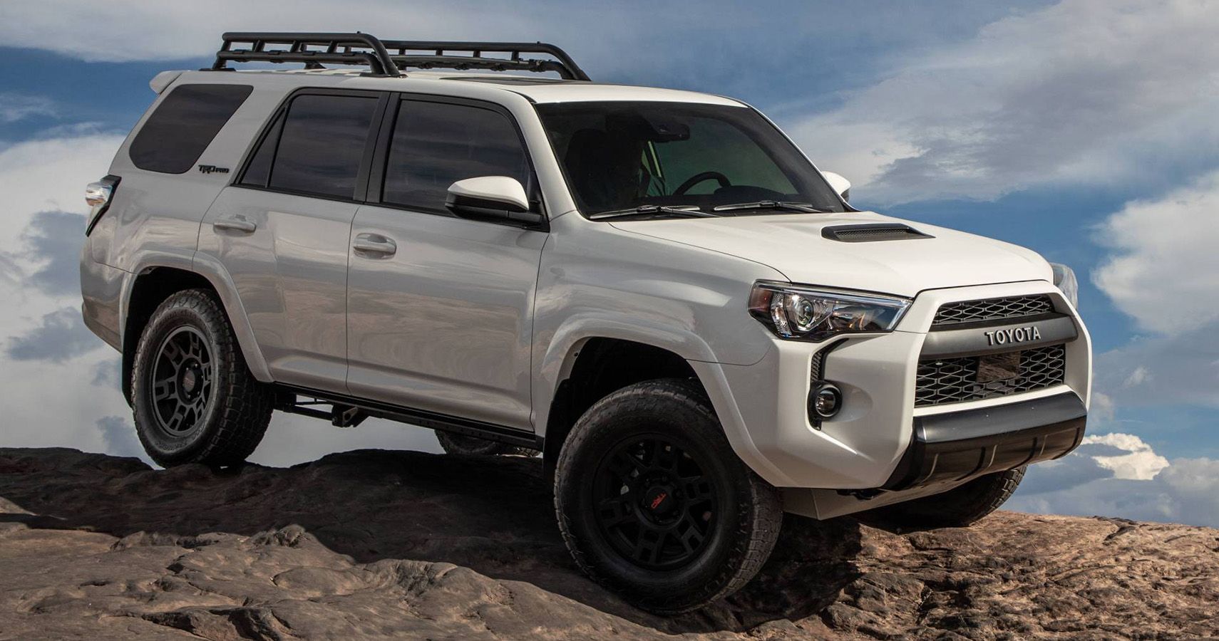 10 Modern SUVs That Can Conquer Any Terrain