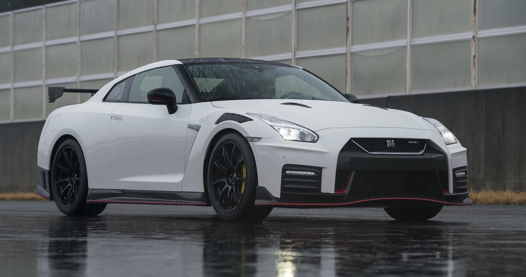 2021 Nissan GT-R: Costs, Facts, And Figures