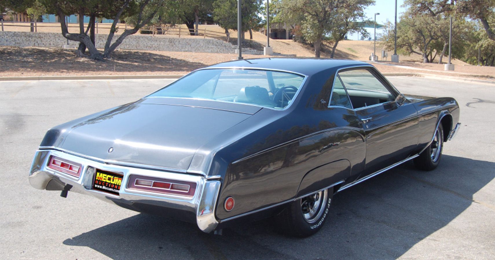 A Detailed Look Back At The 1970 Buick Riviera
