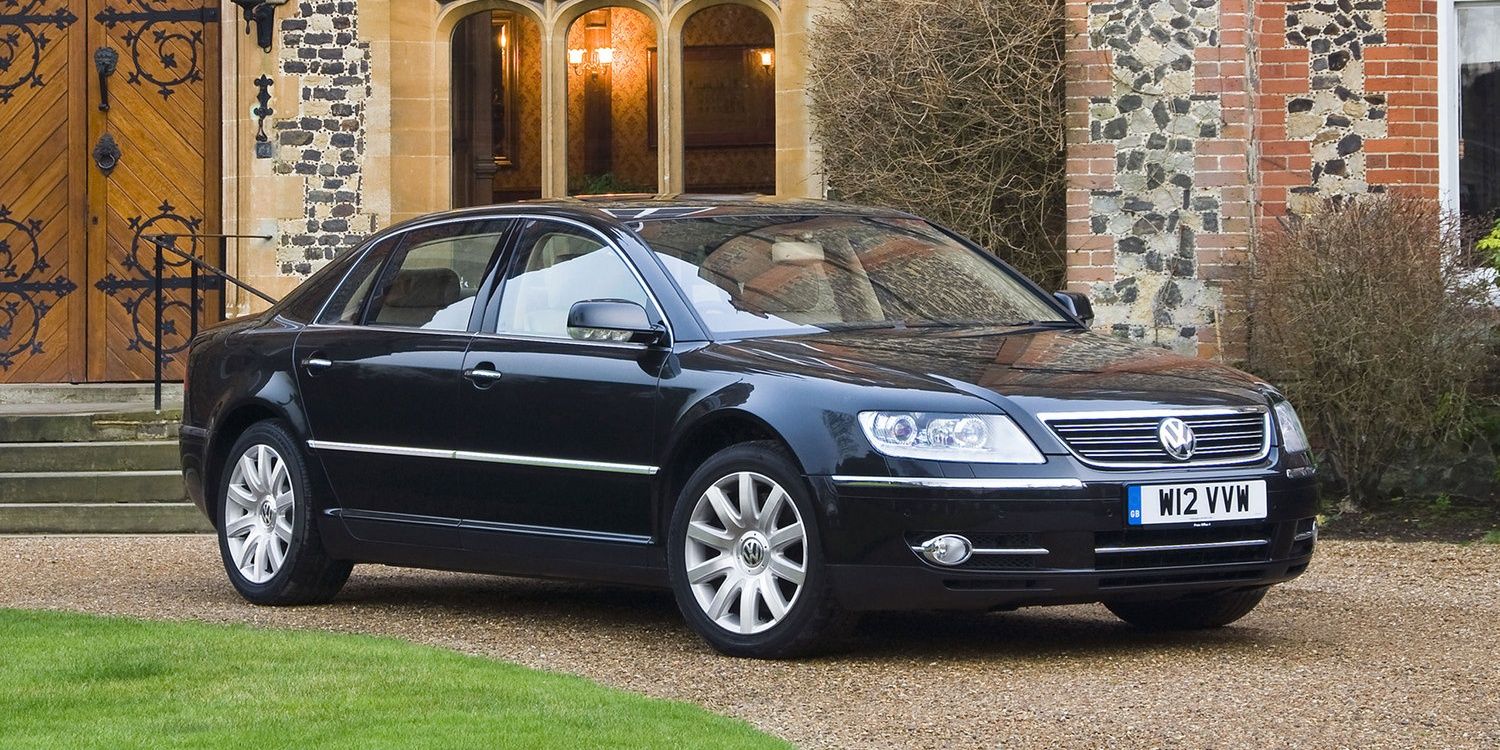 These Are The Coolest V10 Cars Ever Made