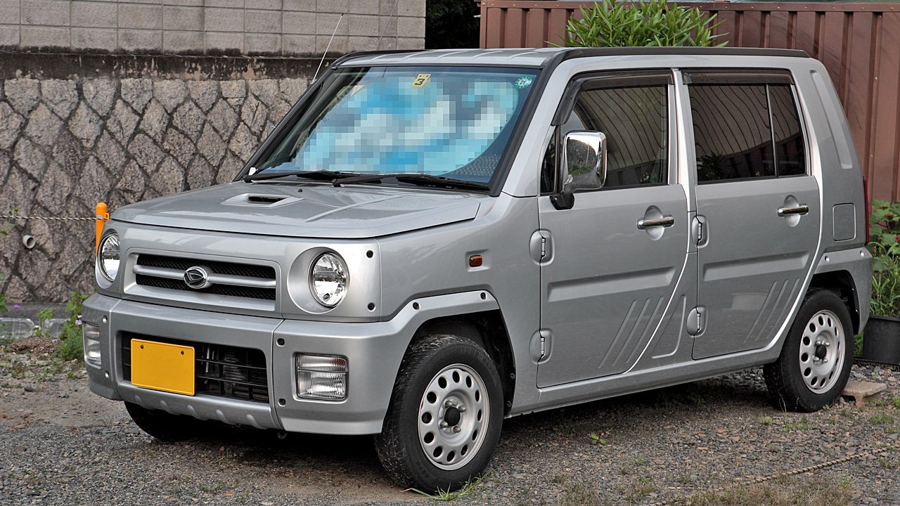 10 Most Over-The-Top Japanese Car Designs That Actually Went Into ...