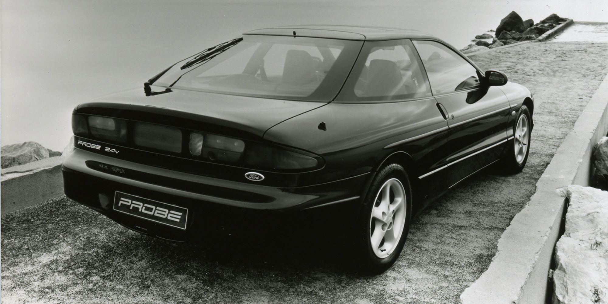 10 Unusual Cult Cars That Automakers Should Revive