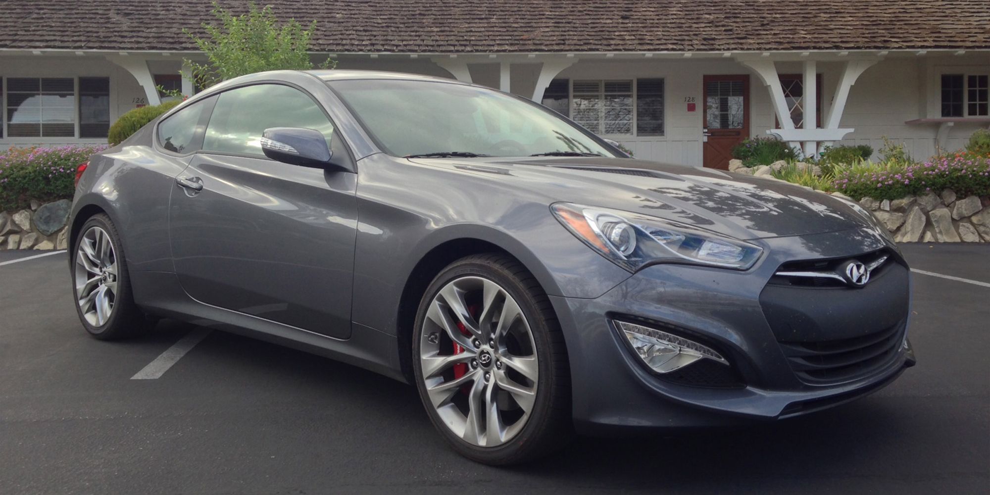 10 Unusual Cult Cars That Automakers Should Revive