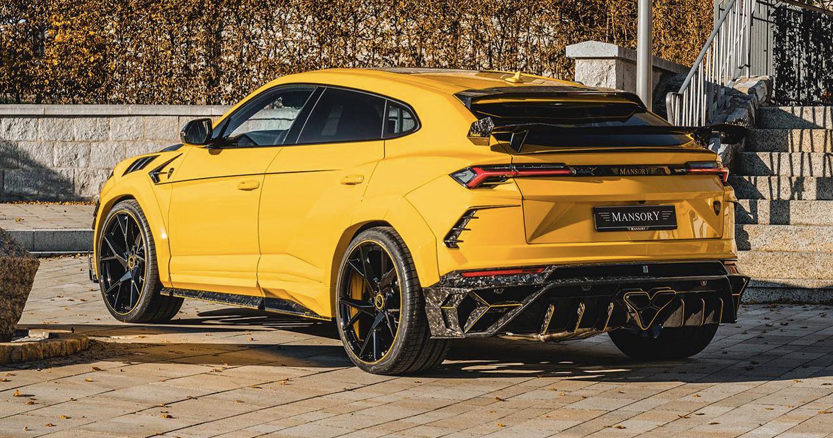 Mansory Venatus EVO: Luxury Tuner Shows Off Its Turbocharged 820-HP Urus