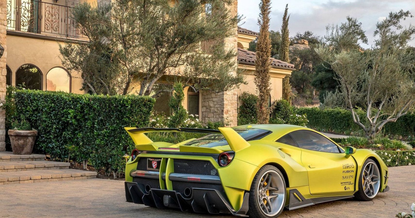 5 Ferraris Modified To the Next Level (5 Factory Standard Ferraris That ...