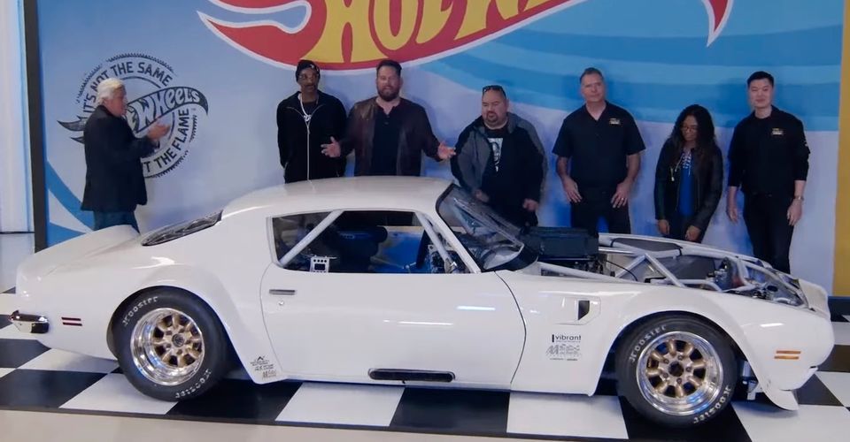 This Home-Built Trans Am Puts Other Car Projects To Shame