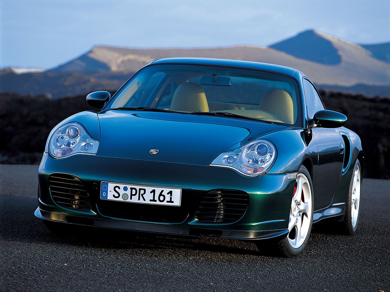 A Detailed Look Back At The Porsche 996 Turbo