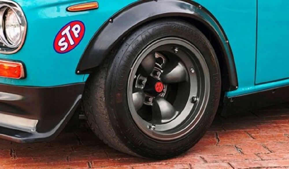 We'd Love To Own These Modified Classic Japanese Pickup Trucks