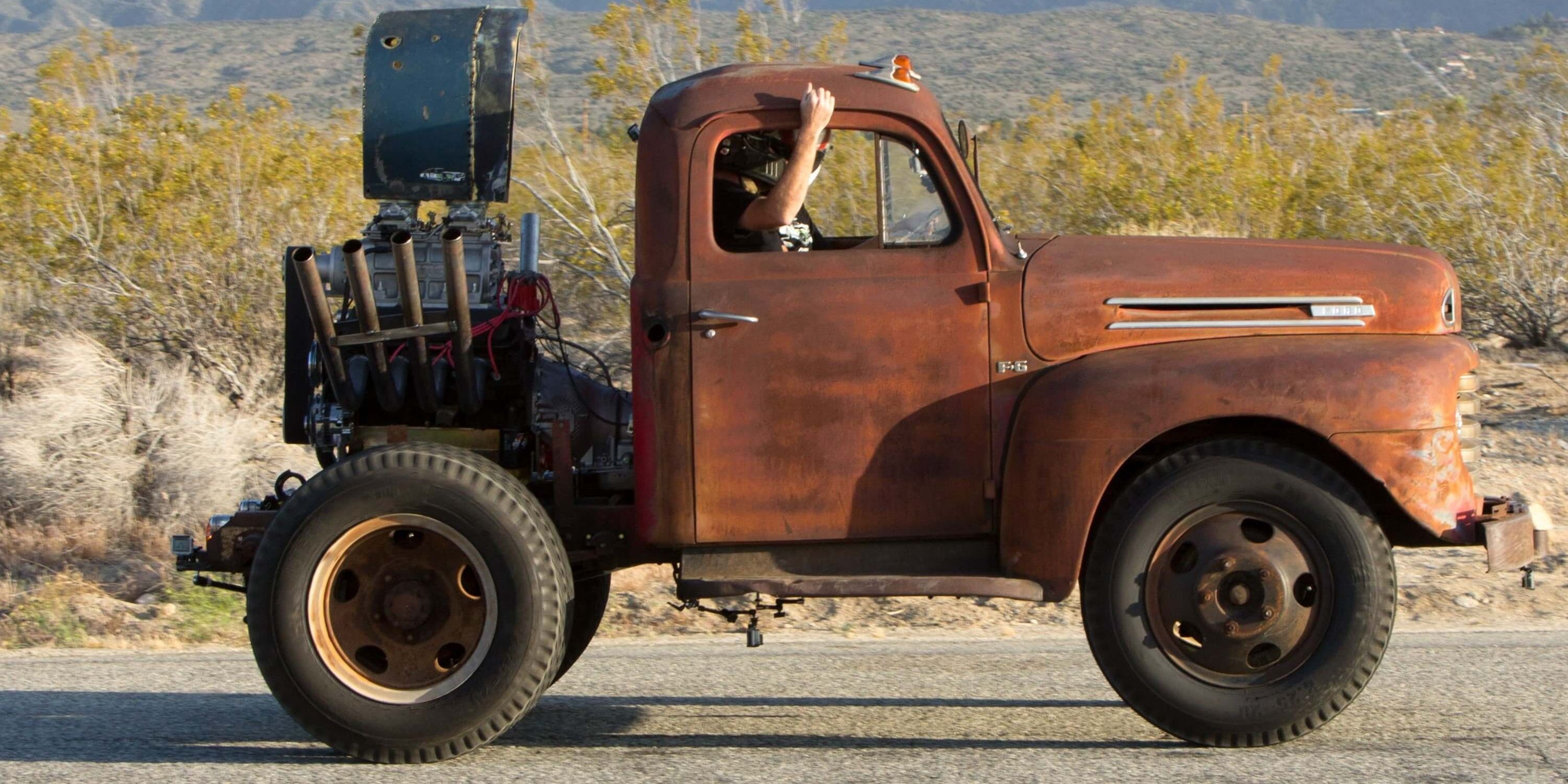 10 Reasons Why We Love Watching Roadkill