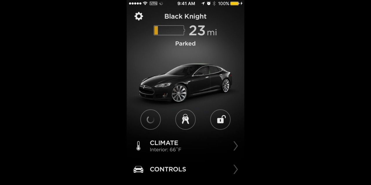 10 Coolest Tech Gadgets Found In Modern Cars