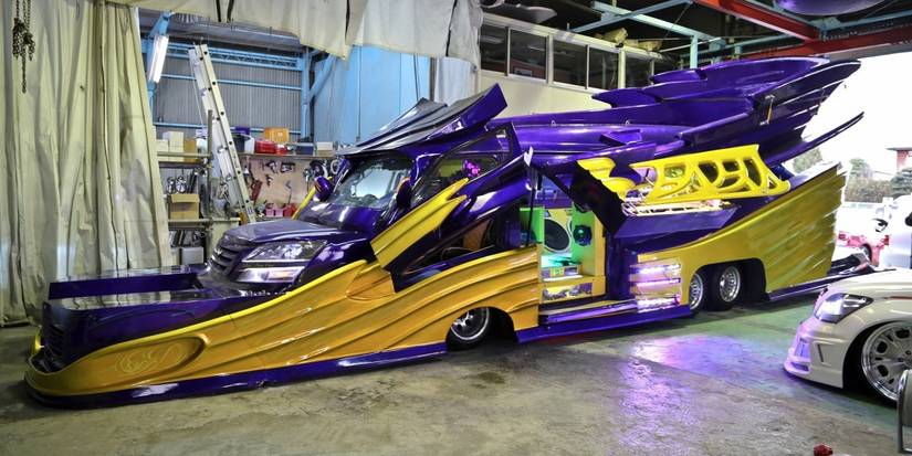 10 Of The Craziest Bosozoku Cars Out There
