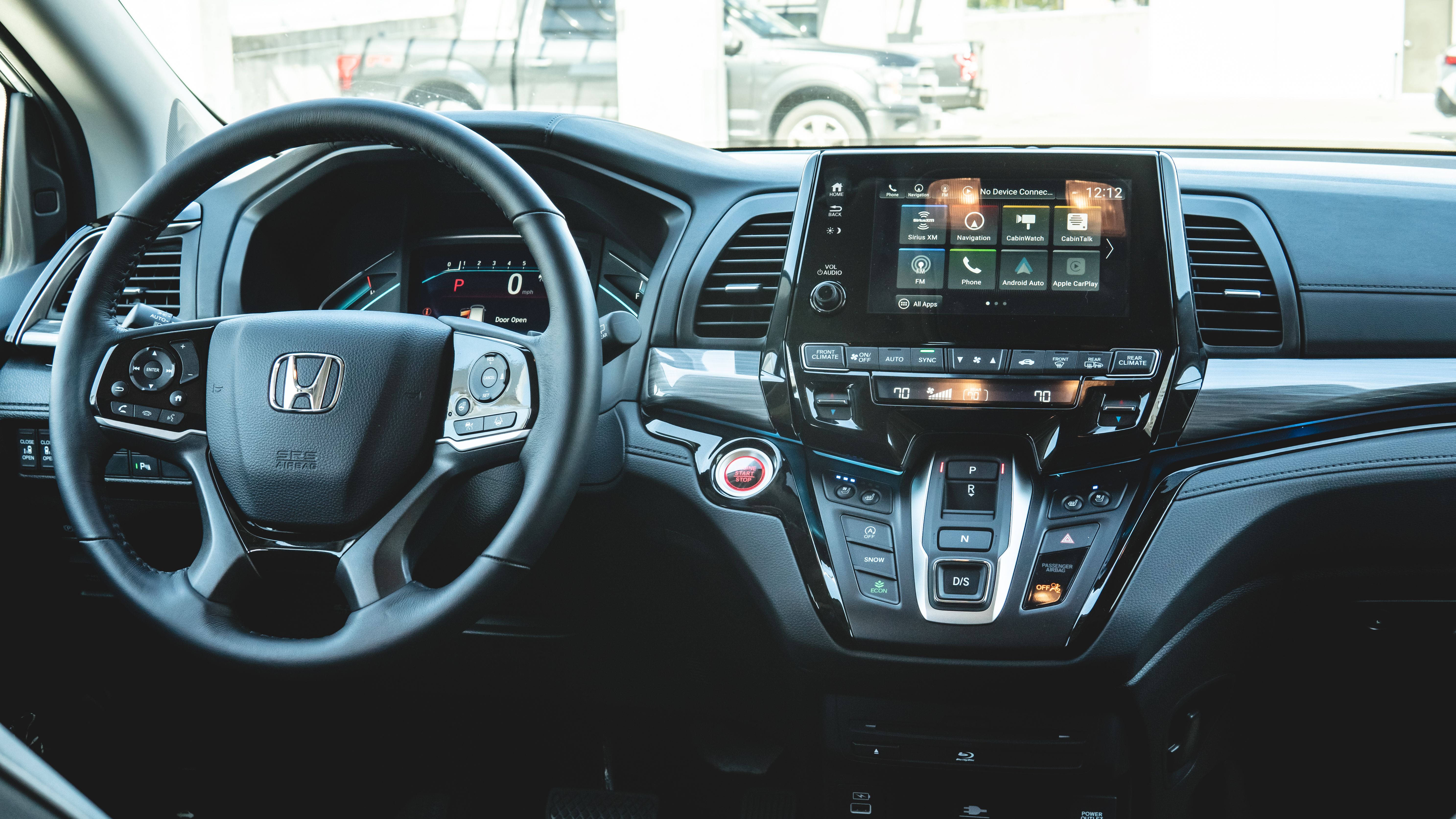 2021 Honda Odyssey Elite Review: Don't Judge A Book By Its Minivan Cover