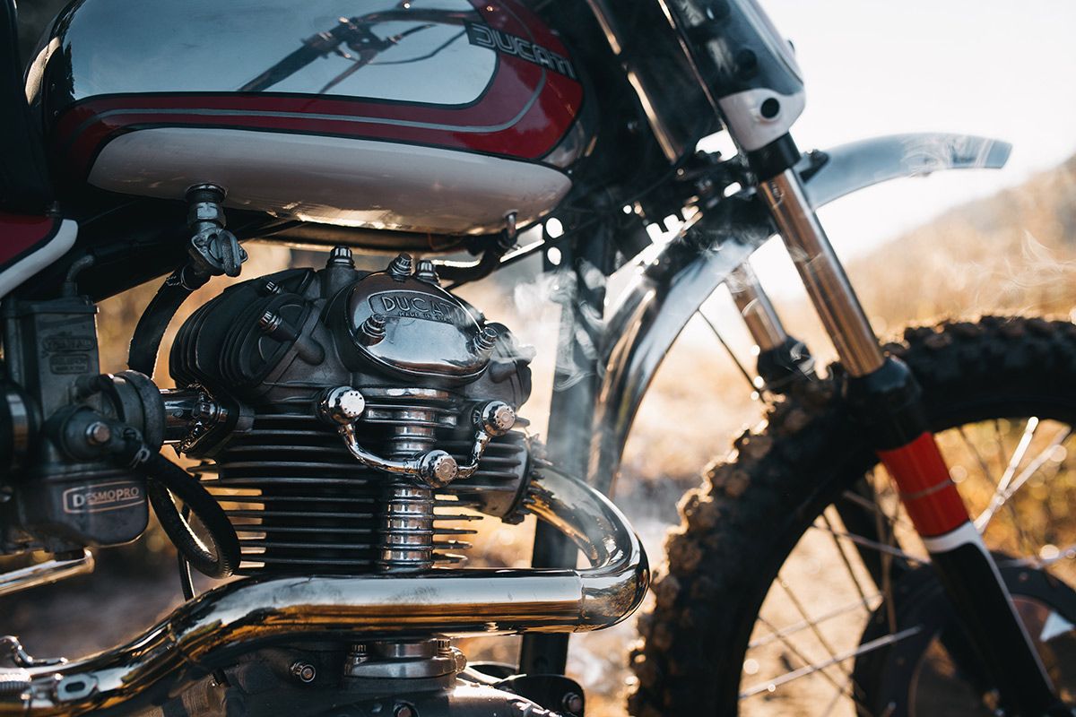 This Is The Sickest Vintage Scrambler We've Ever Seen