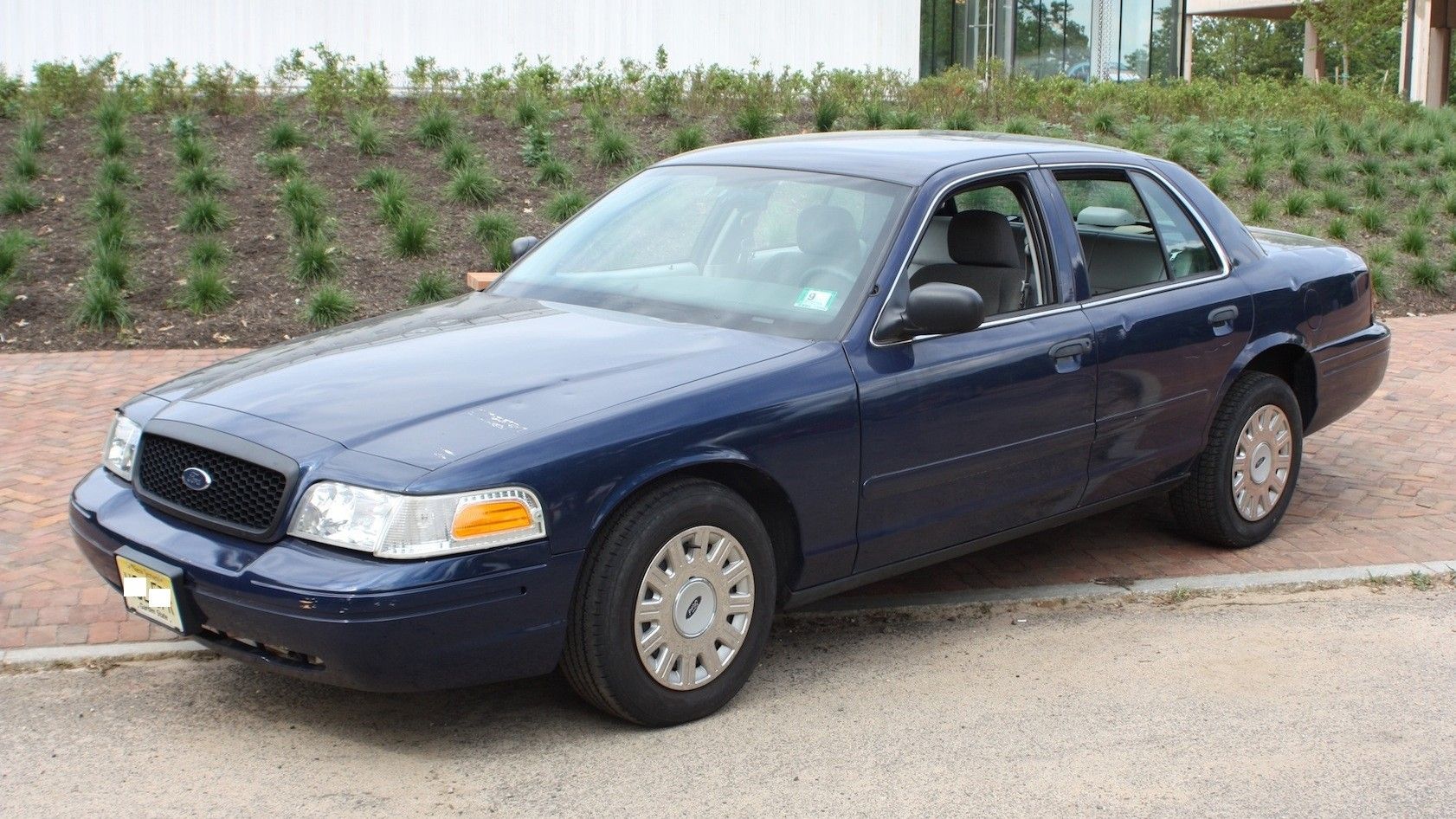 Here's How Much A Ford Crown Victoria Costs Today