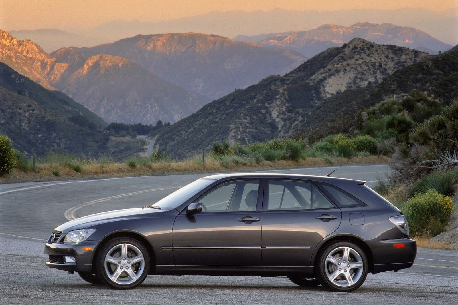 The Ultra-Rare Lexus IS SportCross Is The Best Forgotten Wagon