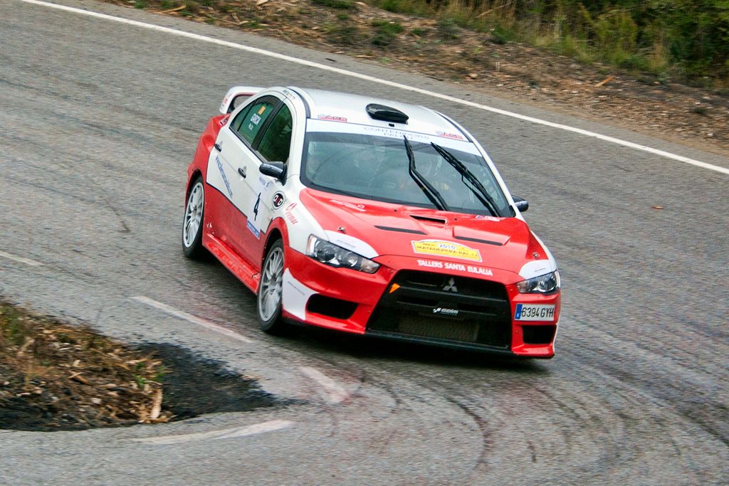 These Are The Best Modifications For Your Mitsubishi Lancer Evo