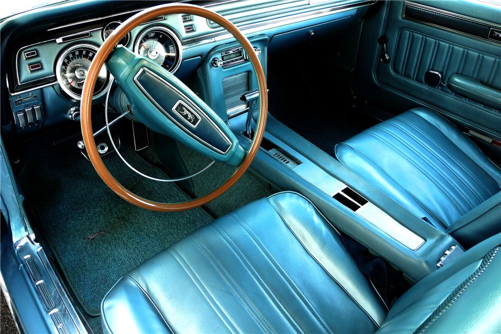 These '60s American Car Interiors Are As Glamorous As It Gets