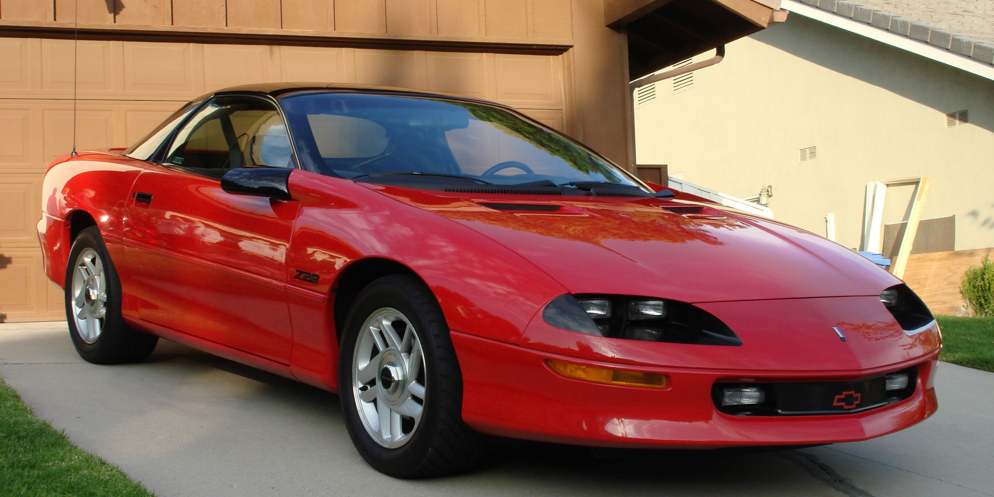 These Cool Car Designs Aged Terribly