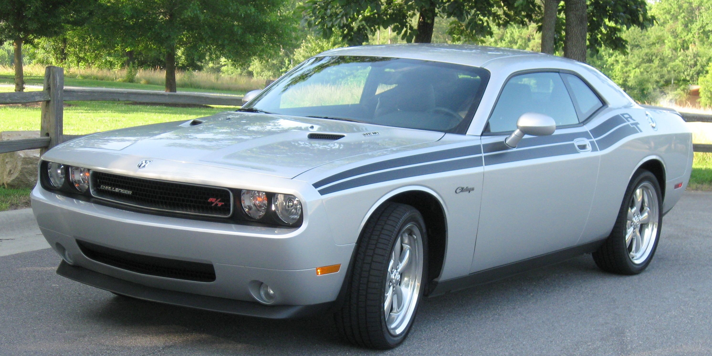 10 Best-Sounding Sports Cars You Can Buy For $15,000