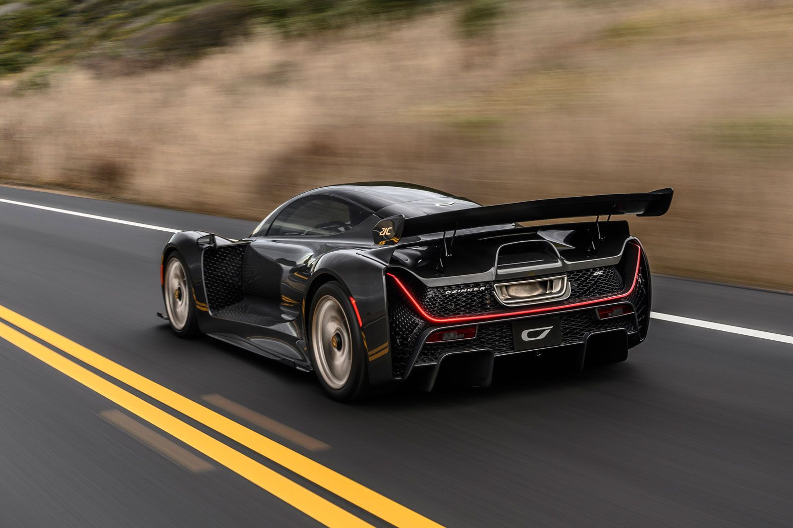 10 Expensive American Cars Nobody Has Heard Of