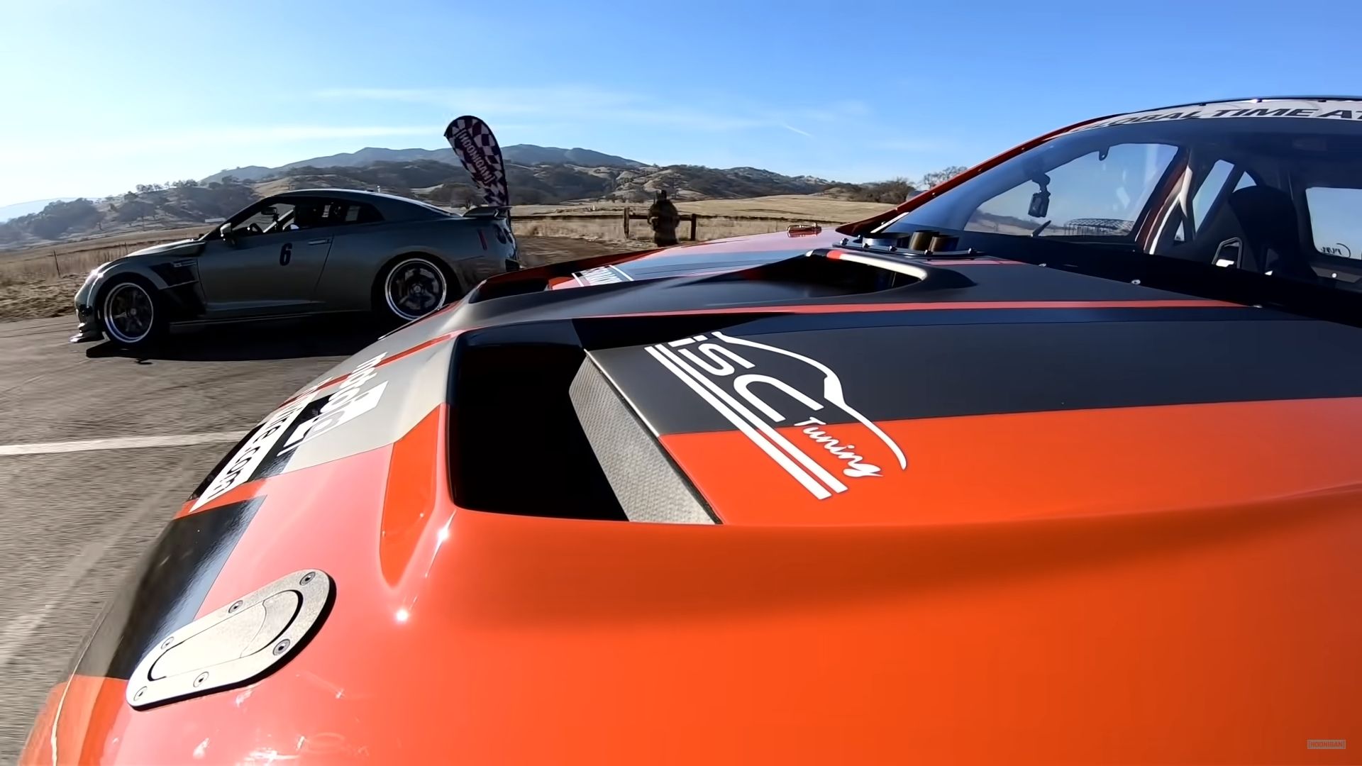 Godzilla Vs Time Attack Monster: 700-HP Nissan GT-R Drag Races 675-HP ...