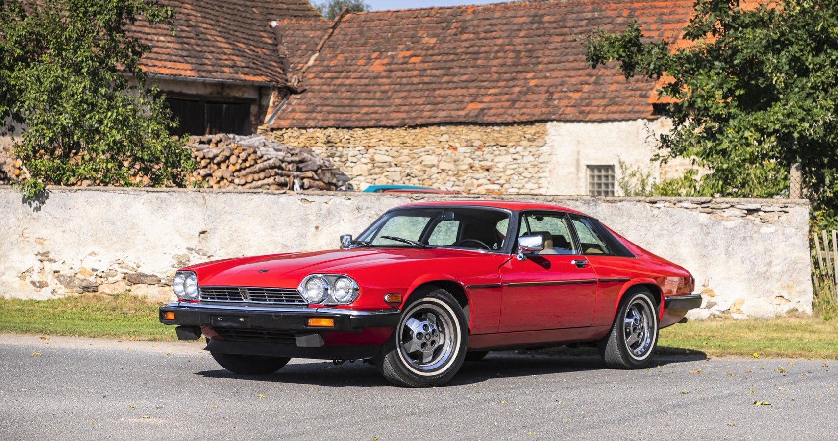 10 Sports Cars With The Longest Production Runs, Ranked