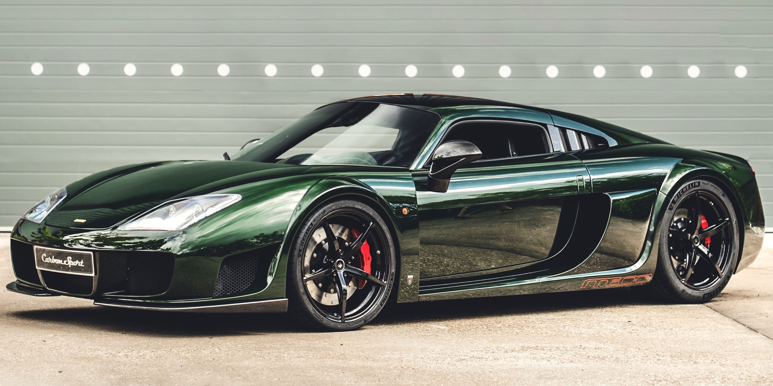 5 Coolest British Supercars Ever Made (And 5 Italian Ones We'd Rather Own)