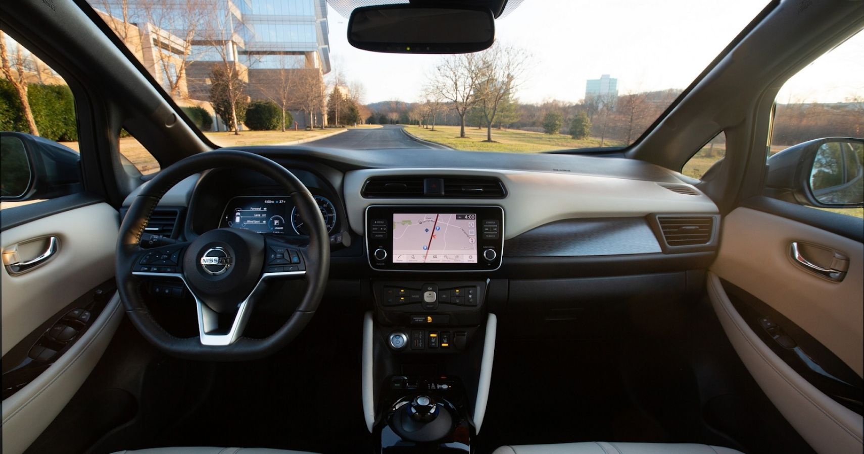 This Is The Coolest Feature Of The Nissan Leaf Interior