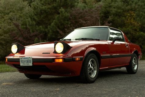 Remembering The Incredible Mazda RX-7 FB Sports Car