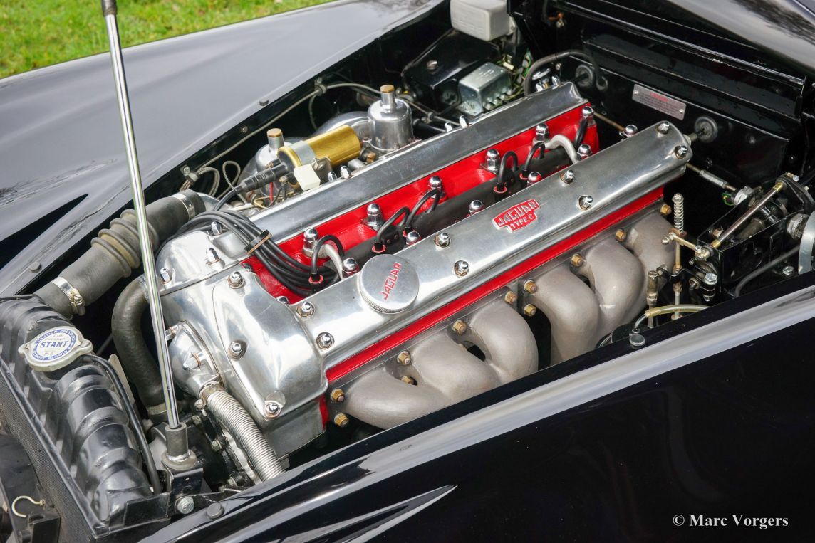 How The XK140 Brought Jaguar Forward