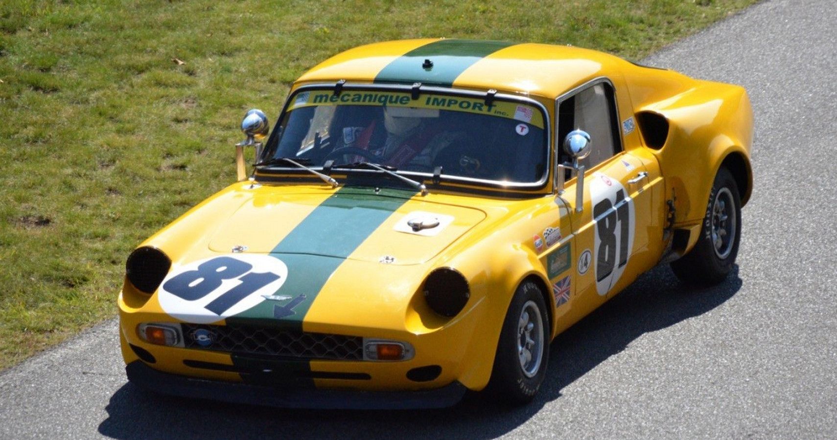 Everyone Forgot About These Mid-Engined Sports Cars