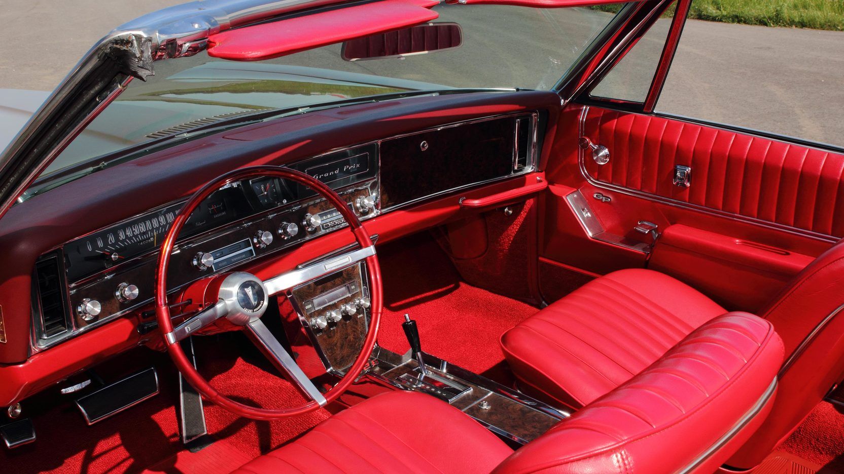 These '60s American Car Interiors Are As Glamorous As It Gets