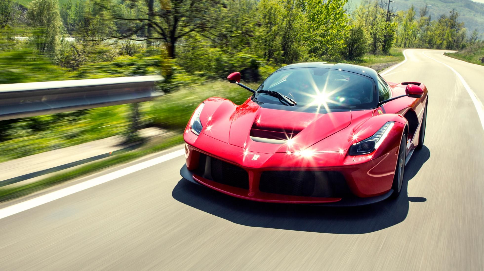 2013-2018 Ferrari LaFerrari: All Prices, Specs, And Car Features