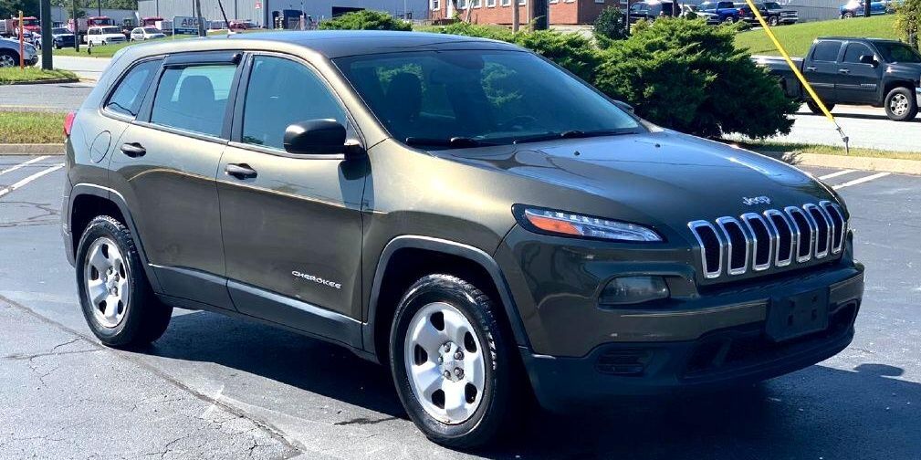 Botched: These 10 Cars Became Uglier After Receiving Facelifts