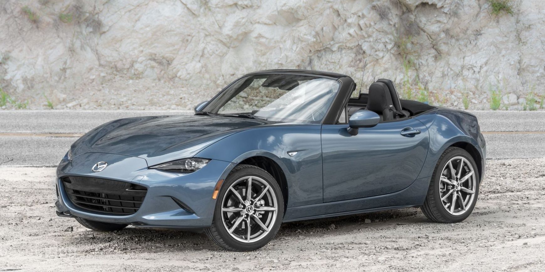 10 Coolest Entry Level Sports Cars For A Budget-Conscious Buyer In 2021