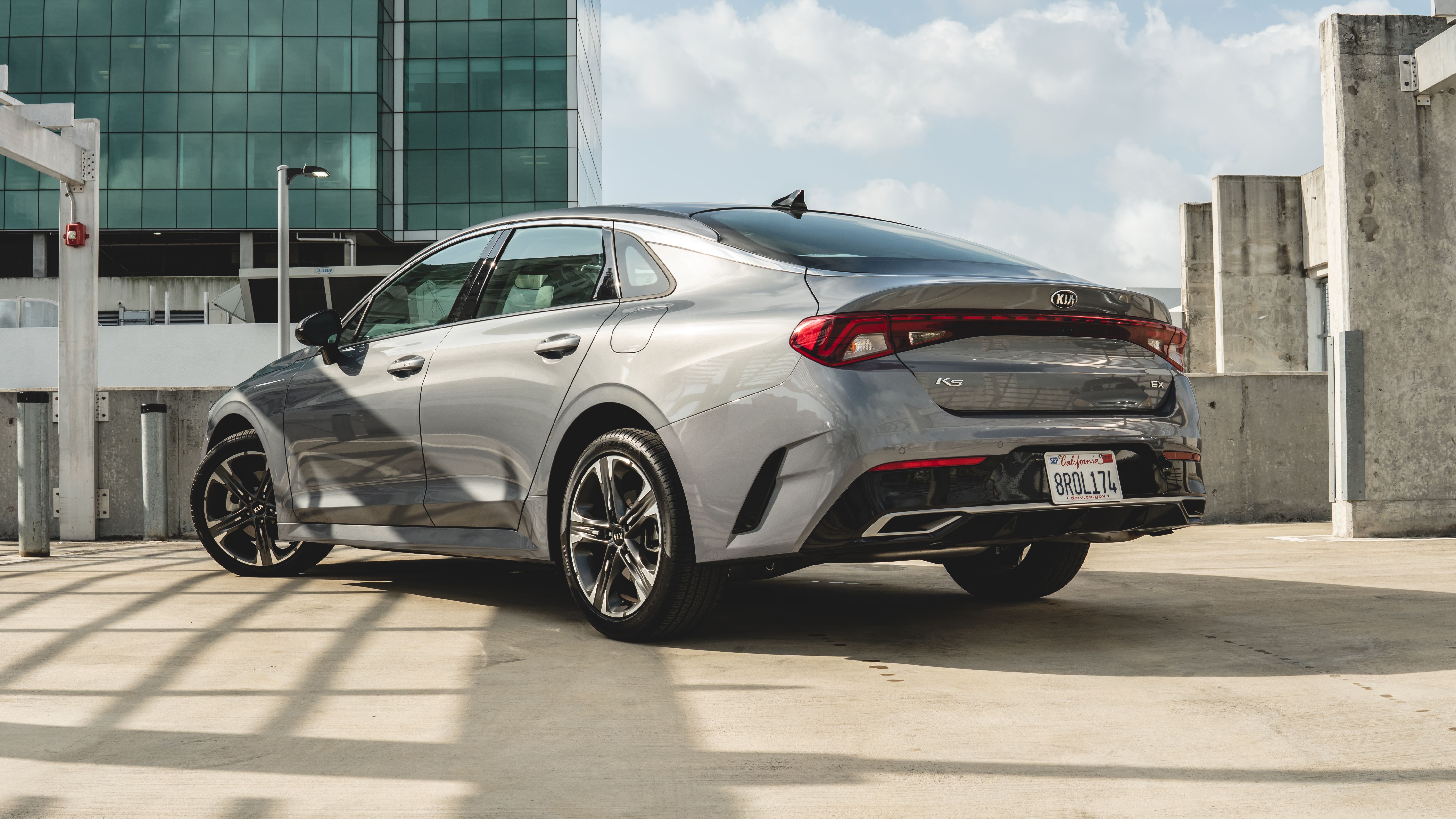 Here Are Our 10 Favorite Features In The New Kia K5