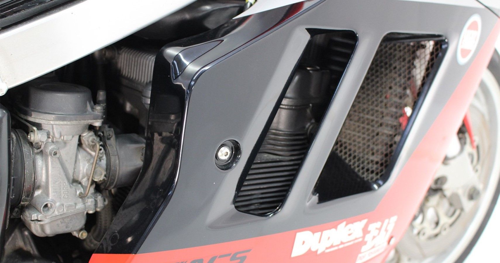 Here's Why You Should Buy A 1990s Suzuki GSX-R1100