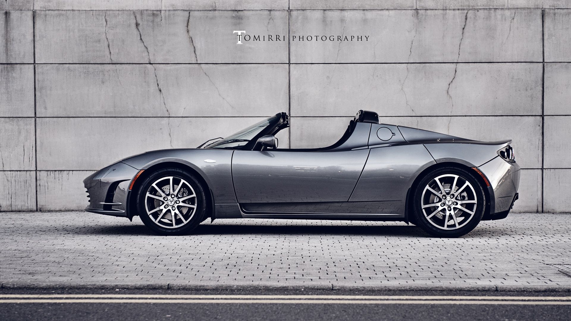 How Tesla's New Roadster Stacks Up Against The Original