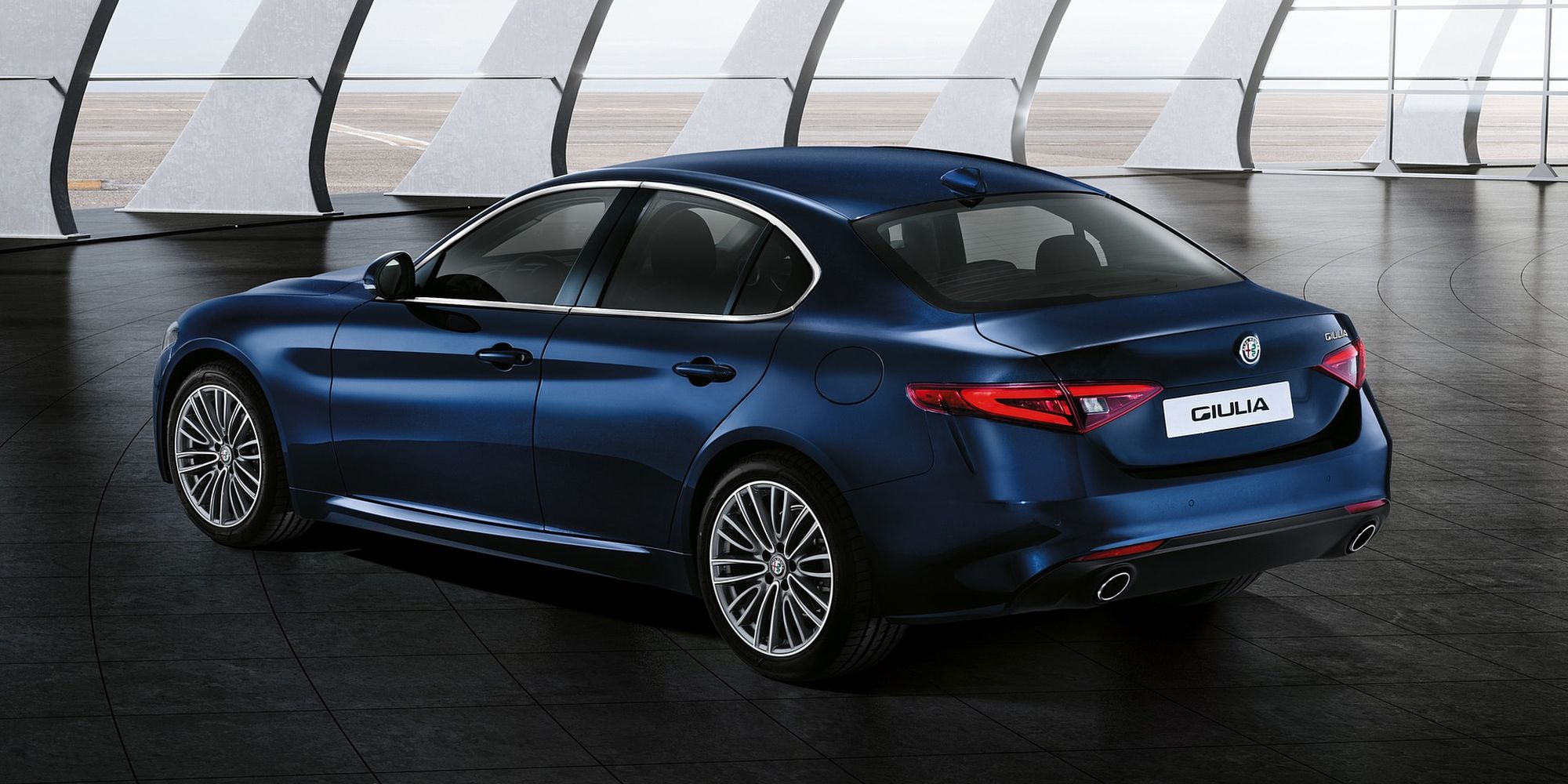 5 Reasons We Love The Alfa Romeo Giulia (5 Reasons Why It's Best Left ...