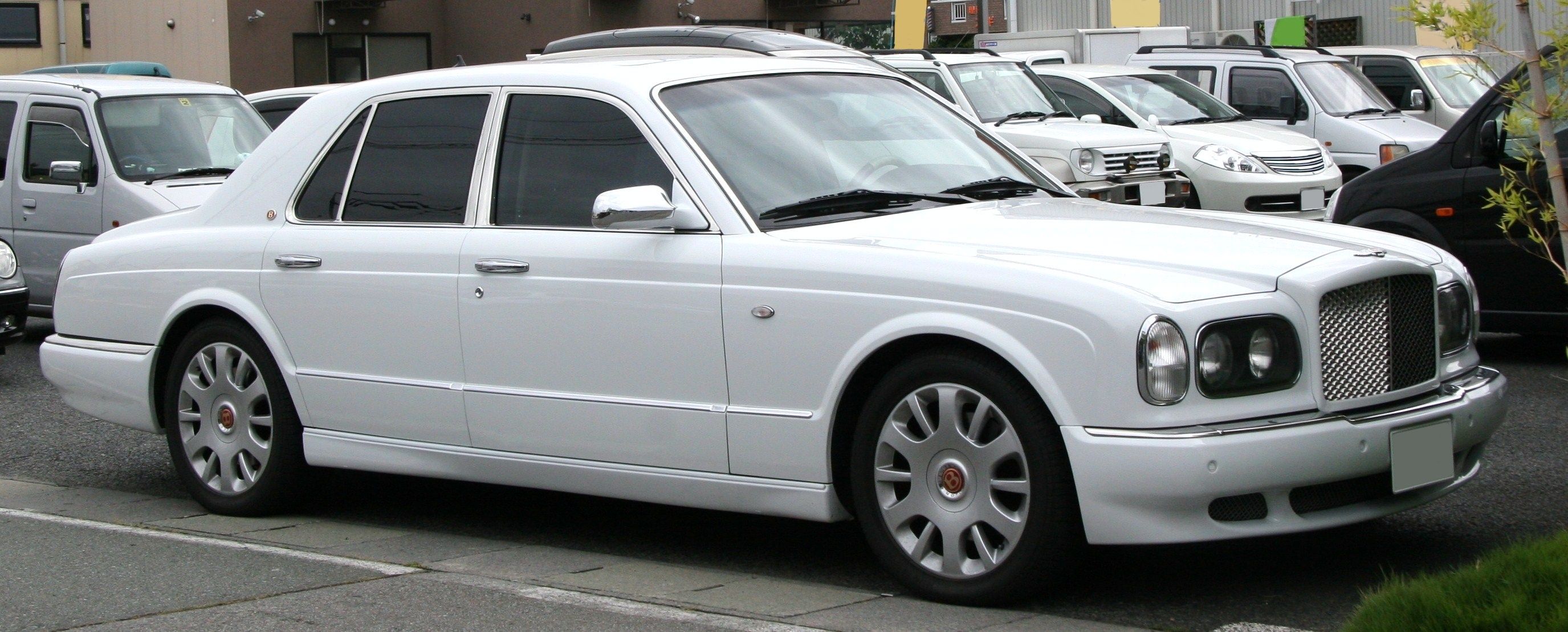 A Detailed Look Back At The Bentley Arnage