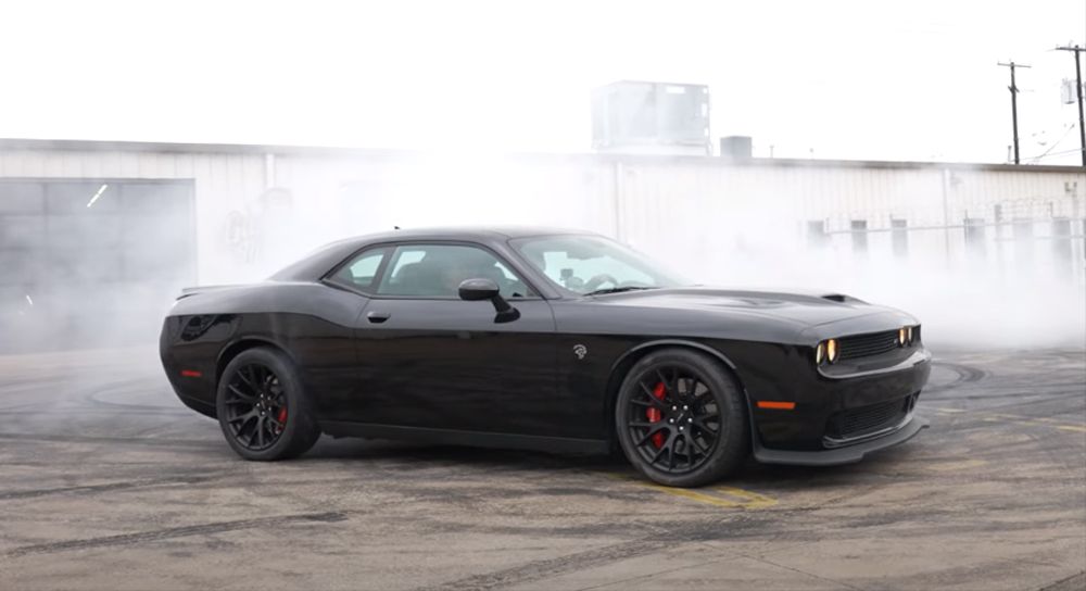 Richard Rawlings Organizes A Challenger Hellcat Donut Contest Between ...