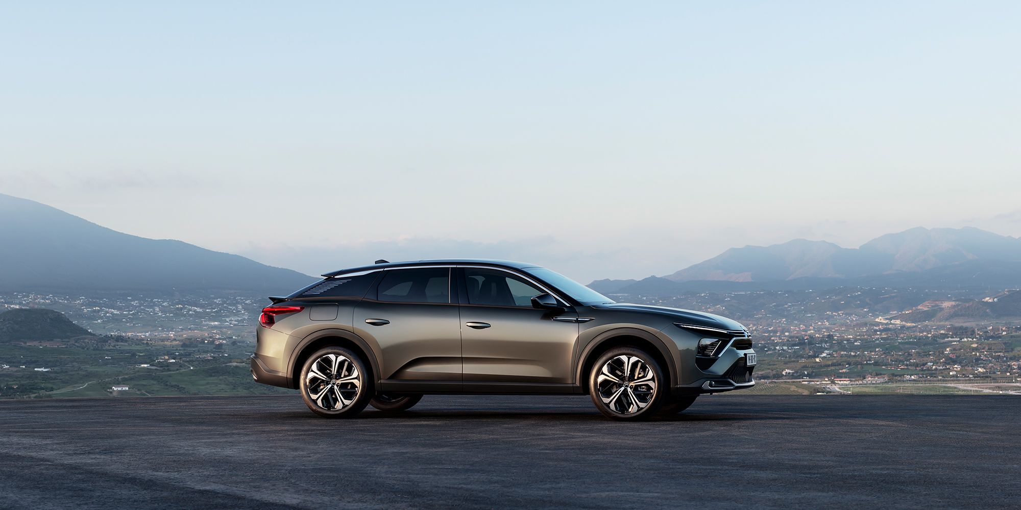 10 Things We Just Learned About The Citroën C5 X