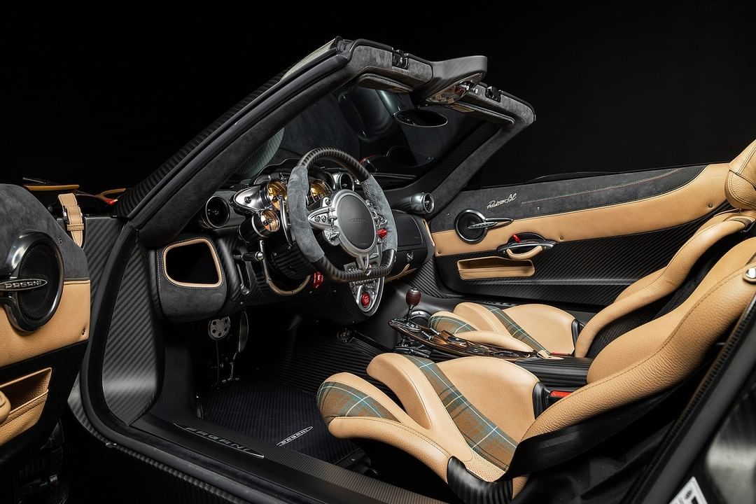 Pagani Reveals One-Off Huayra Supernova Roadster BC