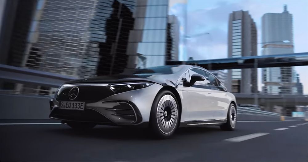 New Mercedes EQS Overview And 0-60 Run - Is It As Quick As A Tesla?