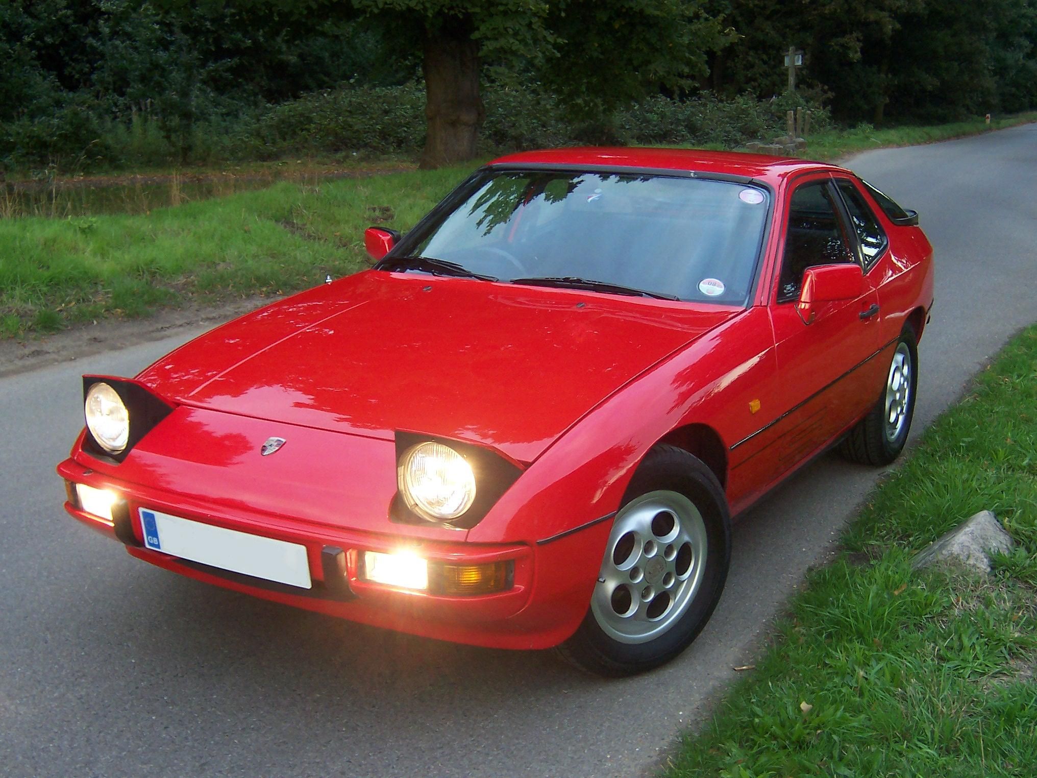 Here's What We Love About The Classic Porsche 924