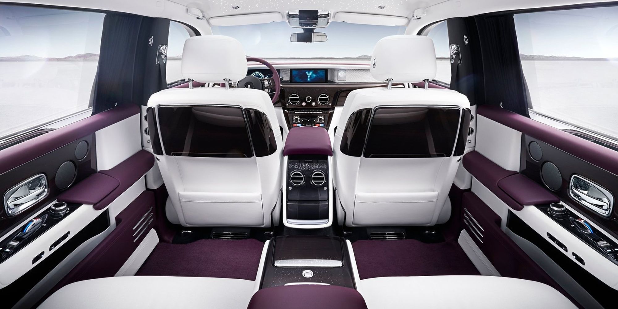 9 Awesome Features Found On The Rolls Royce Phantom