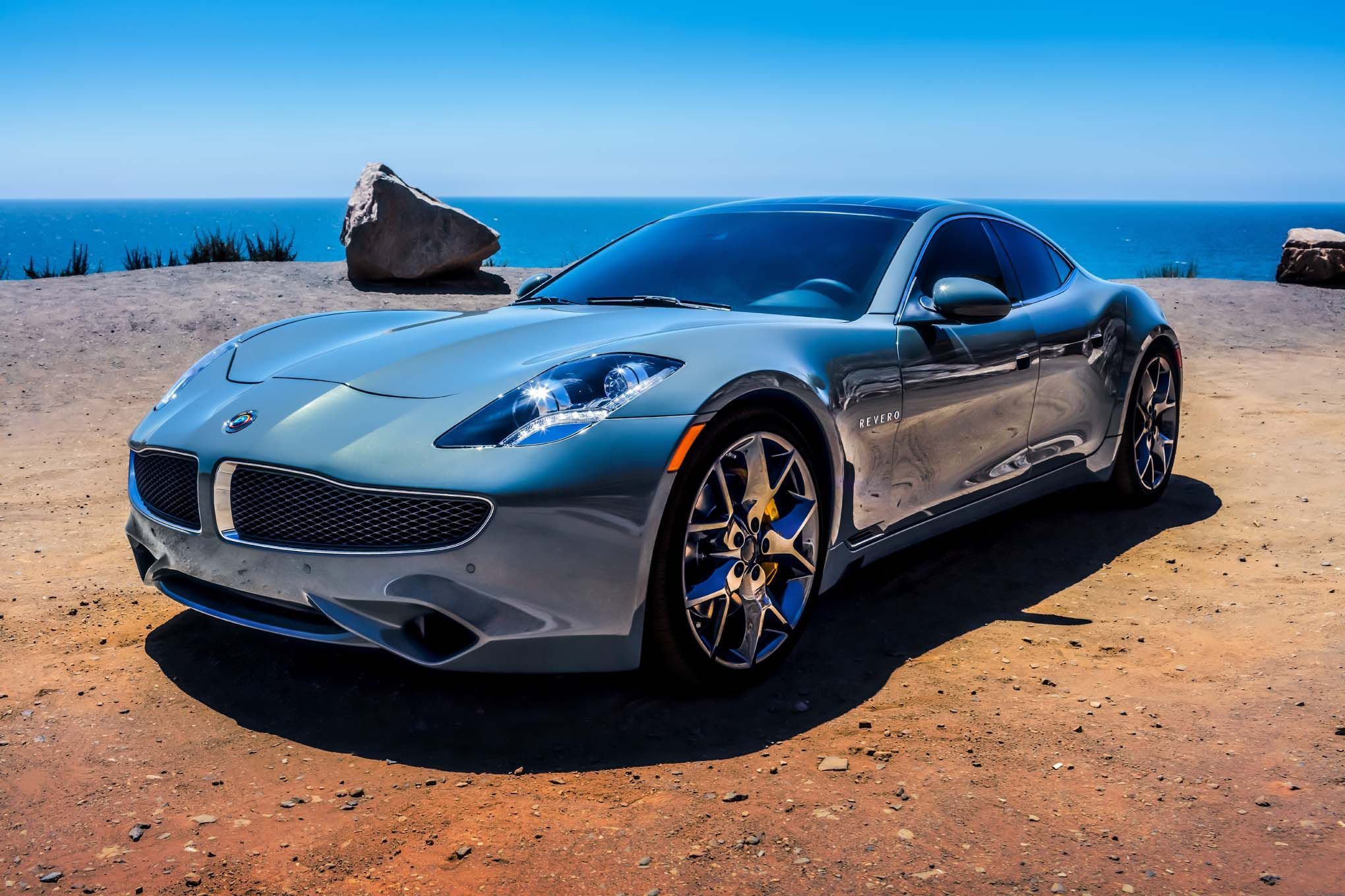 8 Reasons Why Tesla's Roadster Leaves The Karma Revero For Dead