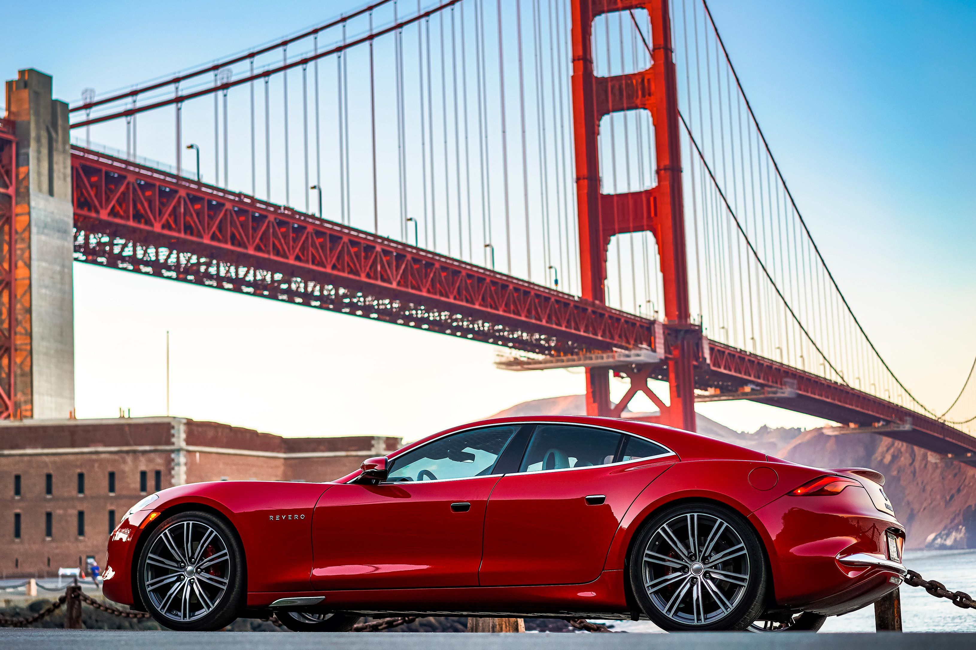8 Reasons Why Tesla's Roadster Leaves The Karma Revero For Dead
